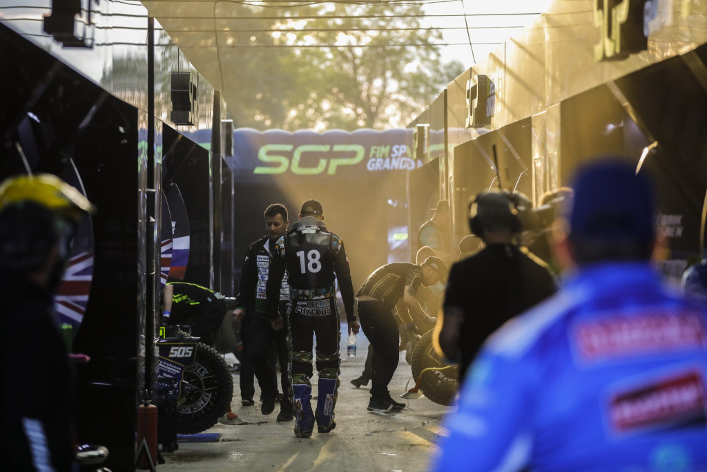 FIM Speedway - Media - FIM SPEEDWAY – A NEW ERA BEGINS