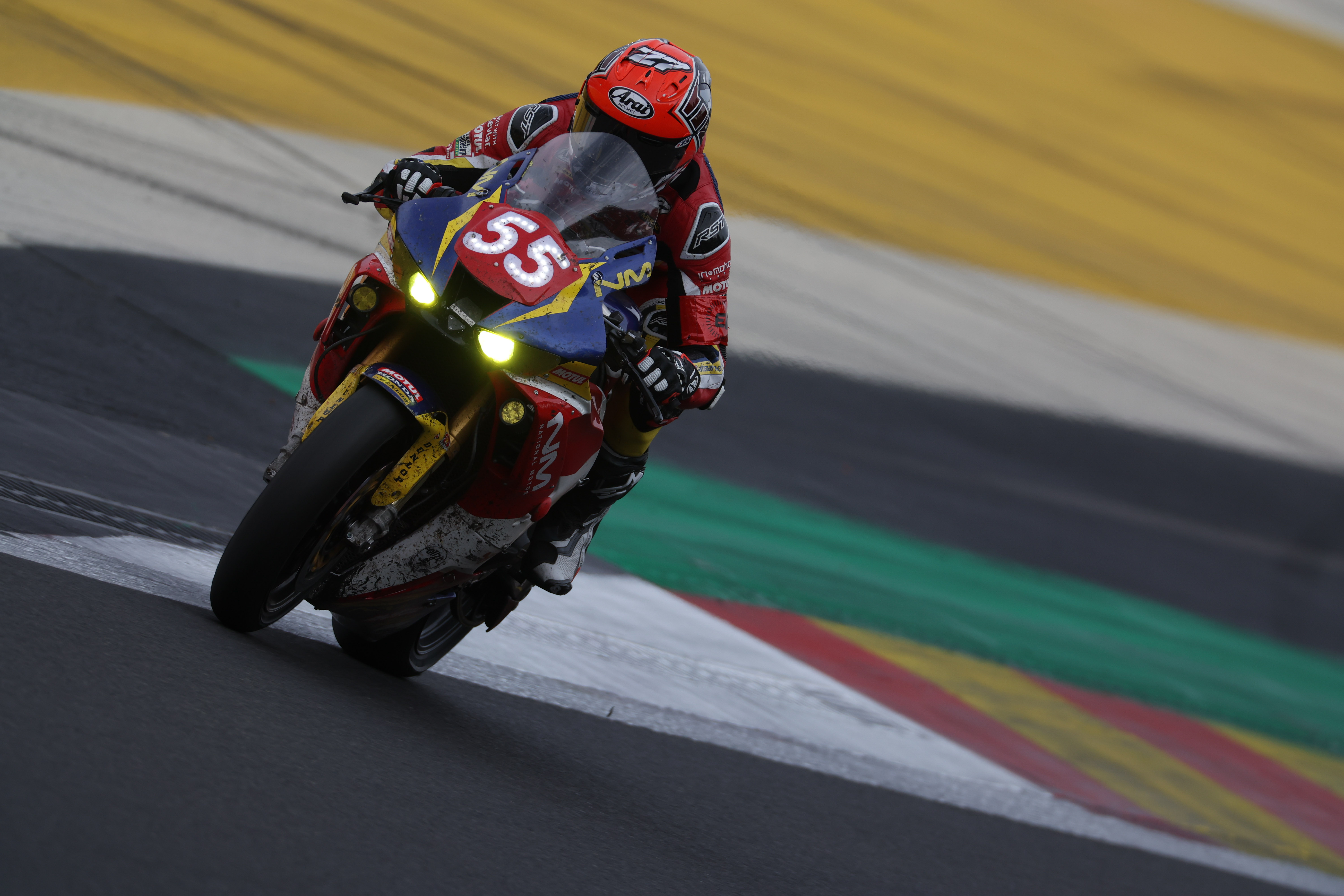 Breaking news! National Motos Honda dominates EWC Dunlop Superstock ...