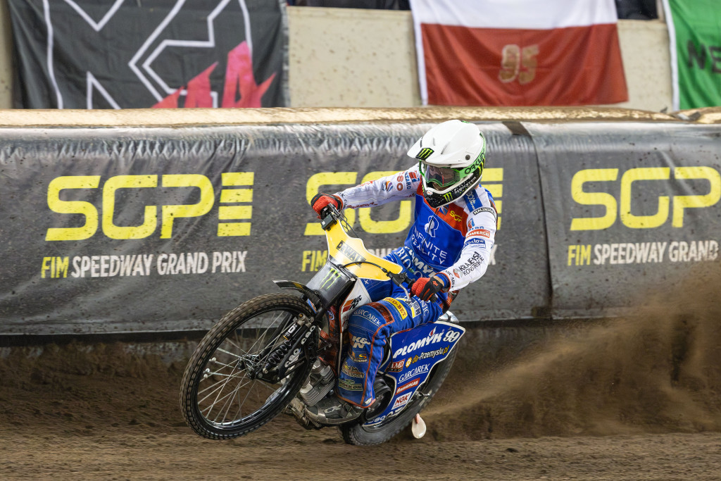 FIM Speedway - News - BATTLING BEWLEY'S TORUN TRIUMPH