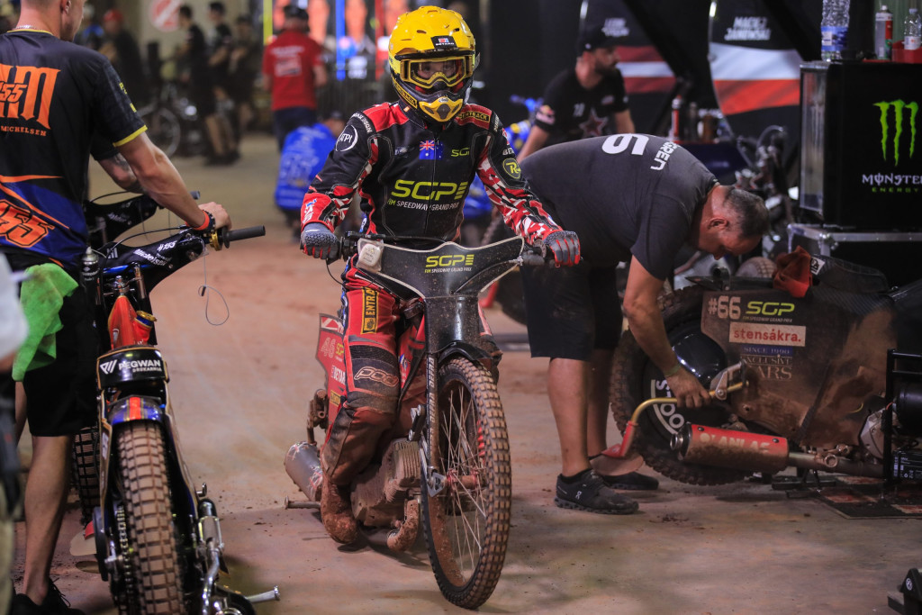 FIM Speedway - News - FRICKE: THOUGHTS WITH MIEDZINSKI AFTER HORROR CRASH