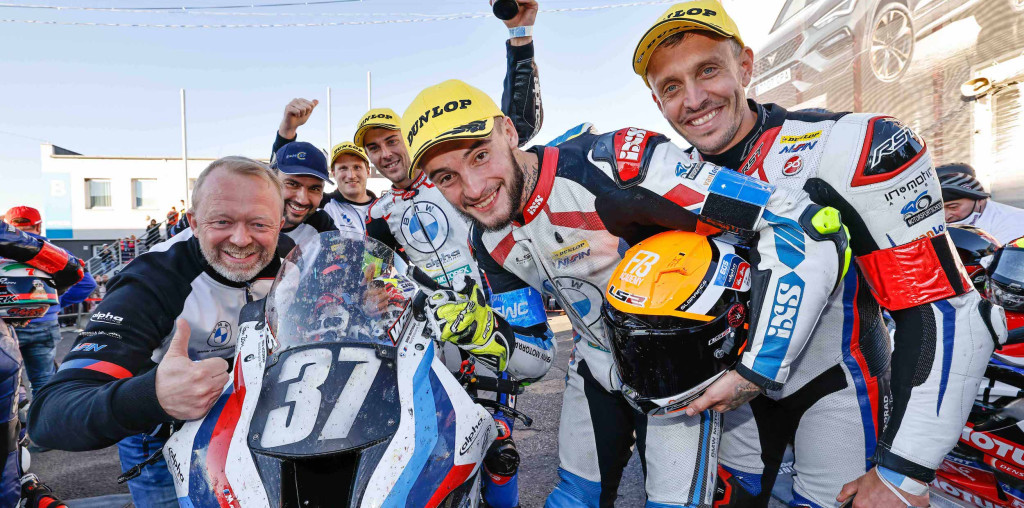 BMW Motorrad World Endurance Team célèbre sa première victoire | FIM ...